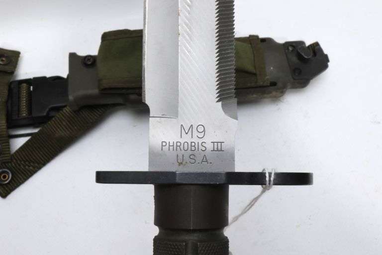 Vintage M9 Phrobis III USA Military Bayonet - Dixon's Auction at Crumpton