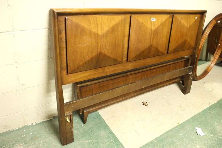 MCM Walnut Double Bed, Missing Rails - Dixon's Auction at Crumpton