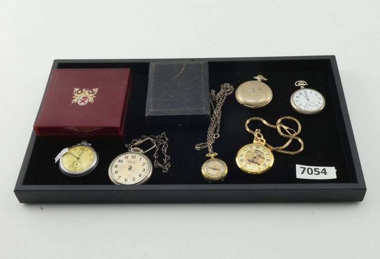 Tray Lot of Pocket Watches - Dixon's Auction at Crumpton