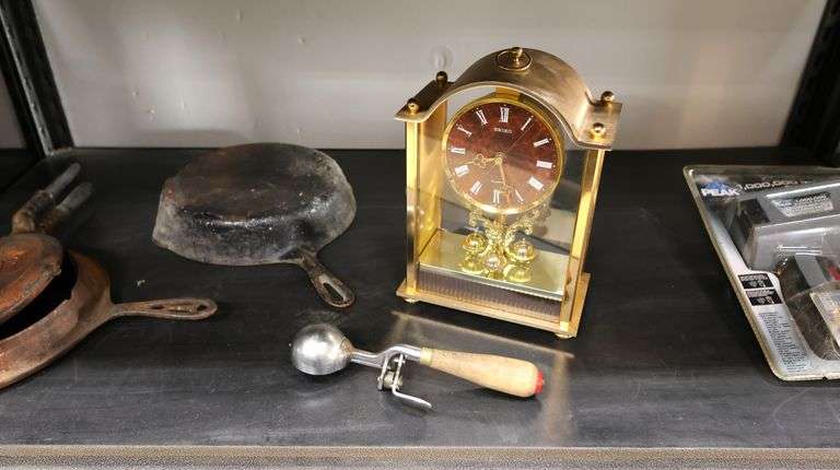 Lot Vintage Cast Iron Skillet & Waffle Press, Griswold, Seiko Clock Etc ...