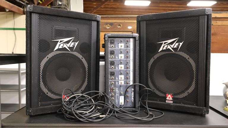 Peavey PA System, Speakers & 150 Watt 5 Channel Head Unit - Dixon's ...