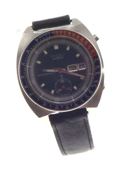 Seiko Automatic Day Date Dive Stainless Watch - Dixon's Auction at Crumpton