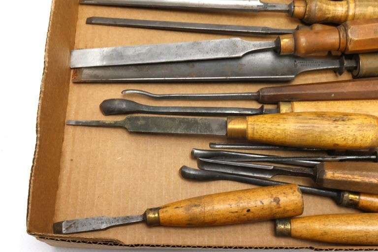 Generous Lot of Vintage Chisels Including James Howarth, Etc. - Dixon's ...
