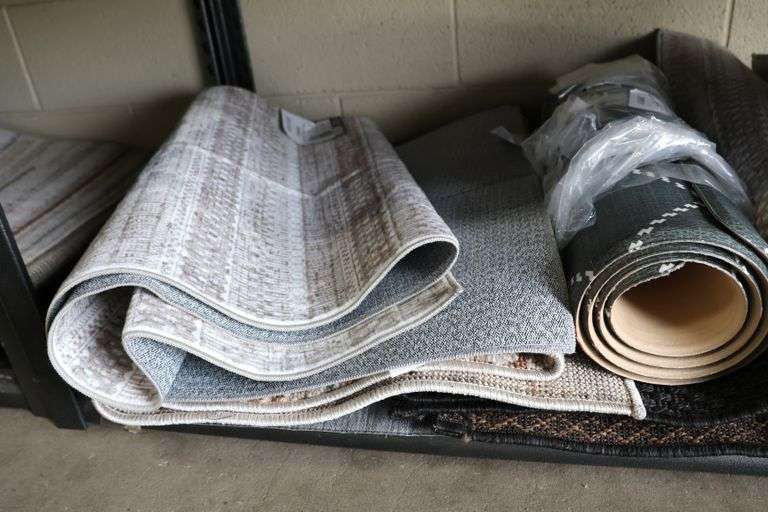 New (Guaranteed): Assortment of Floor Runners, [New in Original ...