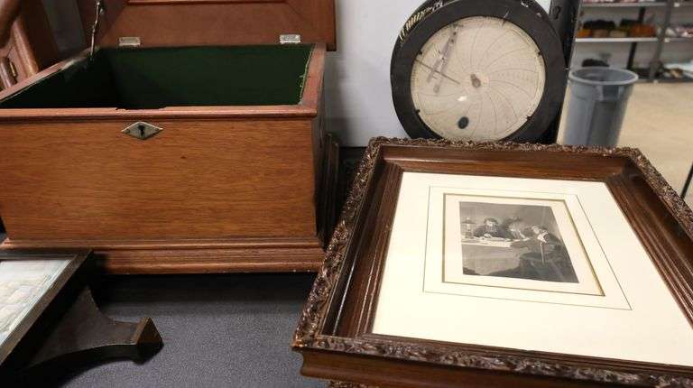 Lot Empty Music Box Case, Wall Clock (As-Is), Framed Prints, Banjo ...