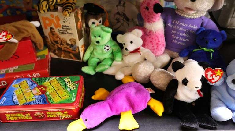 Lot of Beanie Baby Stuffed Animals, Board Games, Vanna in Spain Doll ...