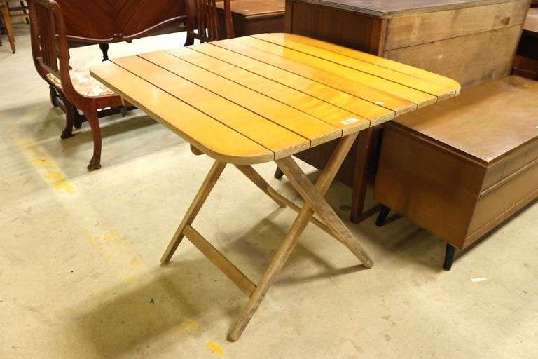 MCM Folding Table - Dixon's Auction at Crumpton