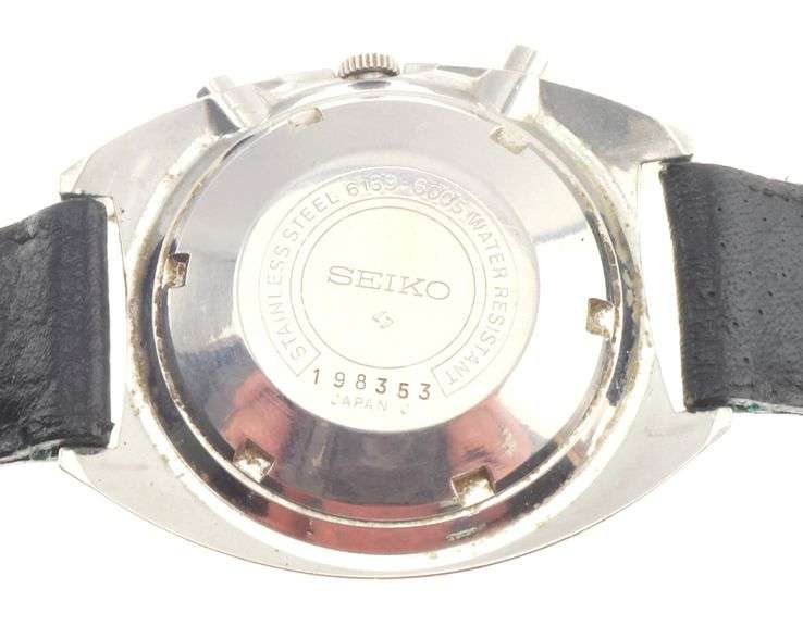 Seiko Automatic Day Date Dive Stainless Watch - Dixon's Auction at Crumpton