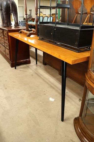 MCM Console Table - Dixon's Auction at Crumpton