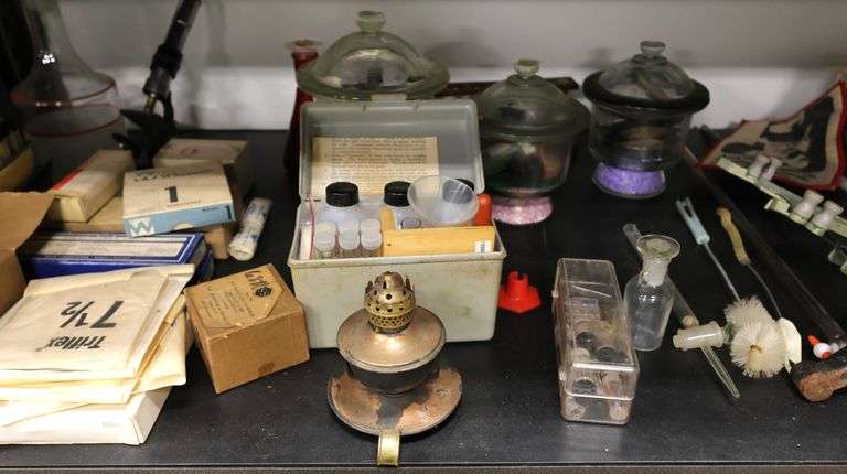 Lot of Vintage Medical / Chemist Items & Testing Supplies - Dixon's ...