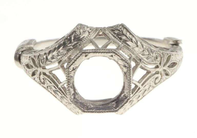 18k Gold Filigree Hinged Shank Setting 4.7g - Dixon's Auction at Crumpton