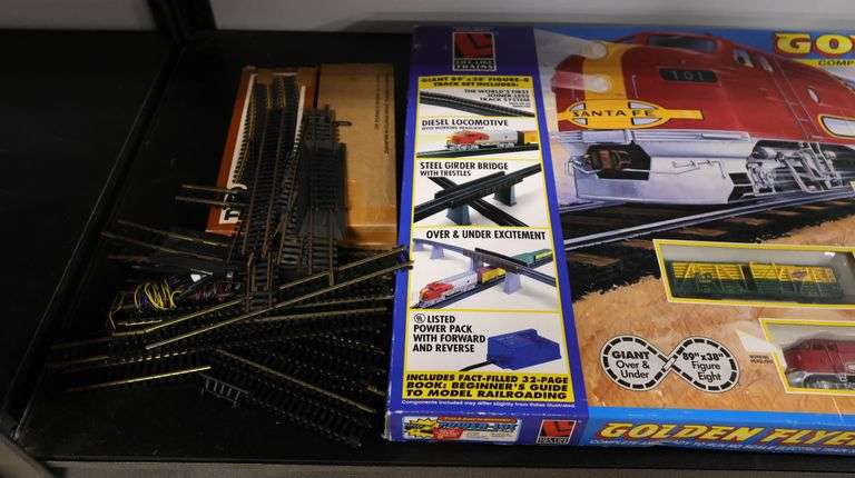 Vintage Model Railroad Golden Flyer Train Set & Supplies - Dixon's ...