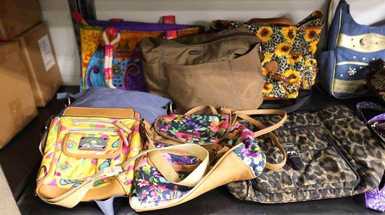 Lot of Ladies Handbags & Purses - Dixon's Auction at Crumpton