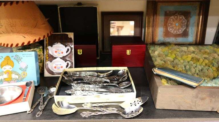 Lot of Chandelier by Betty Cocker Flatware, Model Forest in a Box, Old ...