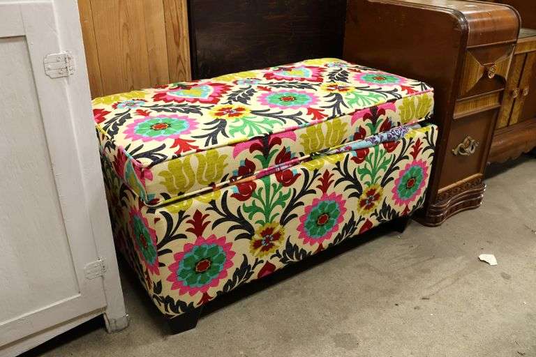 Modern Boho Storage Ottoman - Dixon's Auction at Crumpton