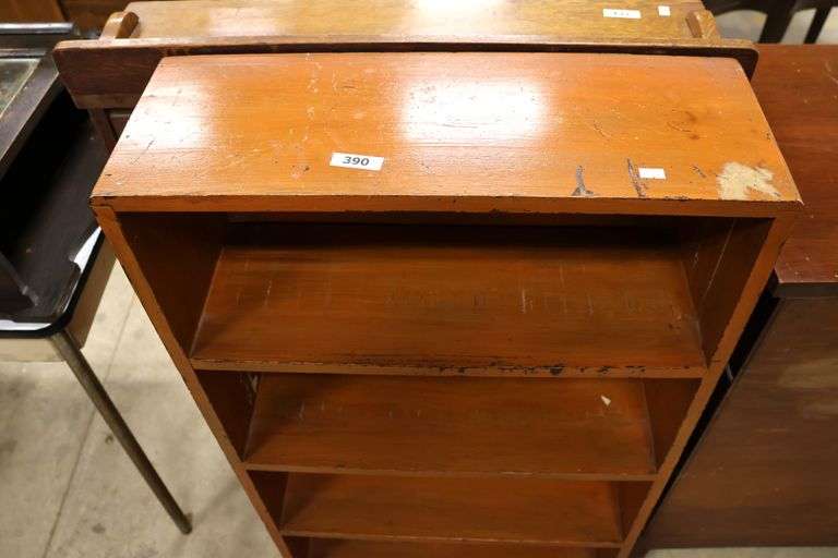 Vintage Painted Shelf - Dixon's Auction at Crumpton