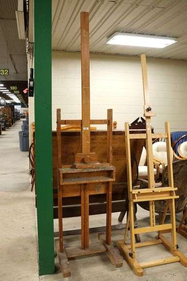 Vintage Artist's Easel - Dixon's Auction at Crumpton