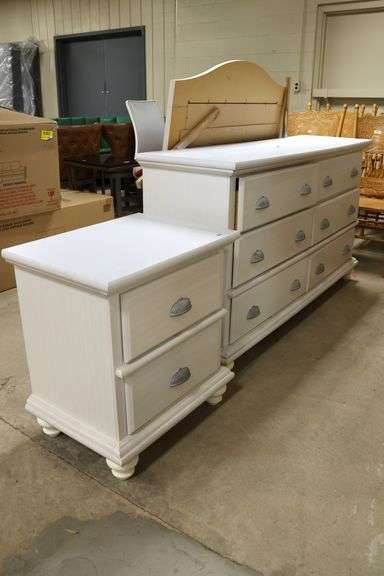 Coastal White Dresser and Nightstand with Shell Pulls - Dixon's Auction ...