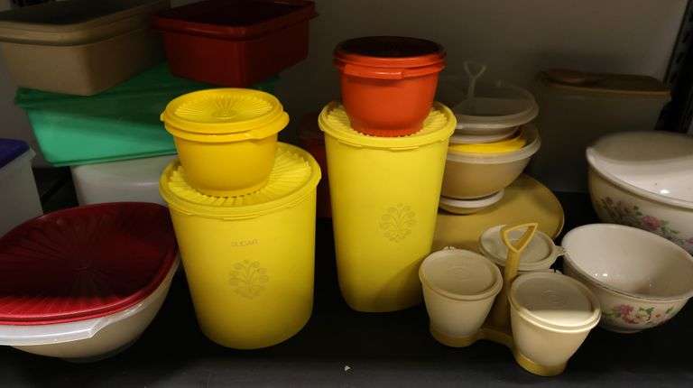 Collection of Vintage Tupperware Dishes, Canisters Etc. - Dixon's ...