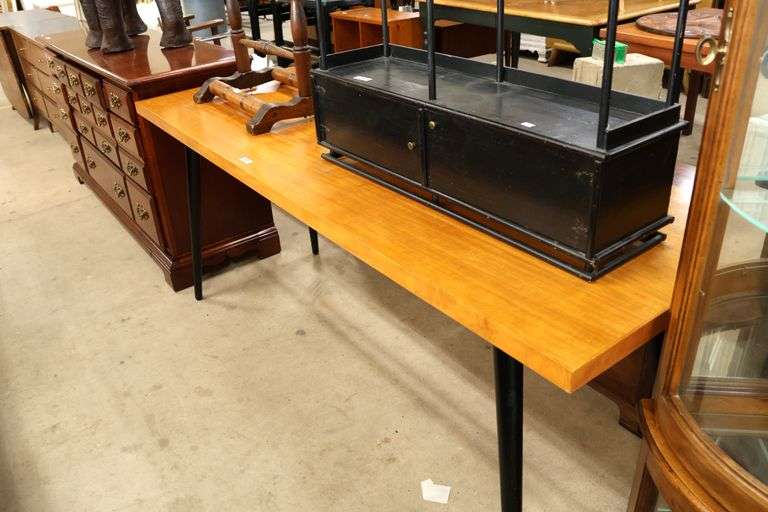 MCM Console Table - Dixon's Auction at Crumpton