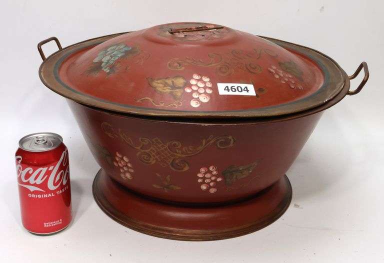 Primitive Toleware Covered Basin - Dixon's Auction at Crumpton