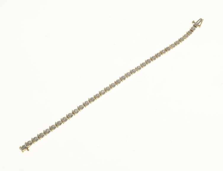 10k Gold Diamond Bracelet 4.5g - Dixon's Auction at Crumpton