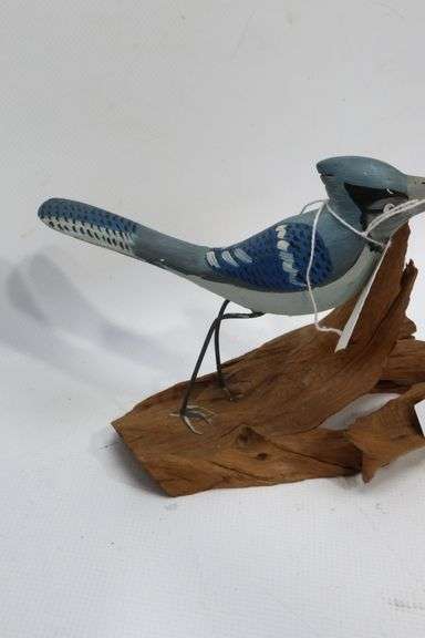 Jim Britton Bluejay Carved Sculpture - Dixon's Auction at Crumpton