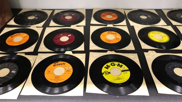 Collection of Vintage 45 Records - Dixon's Auction at Crumpton