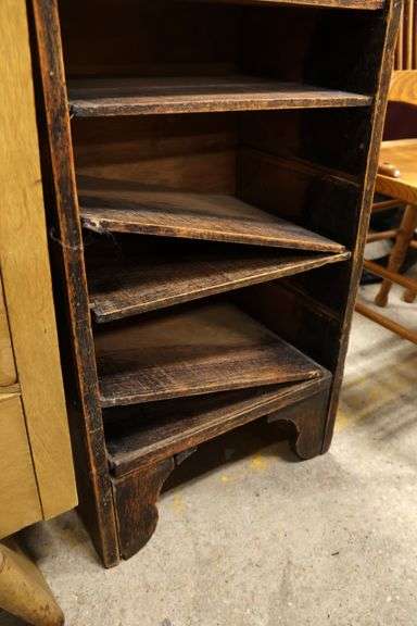 Vintage Shelf - Dixon's Auction at Crumpton