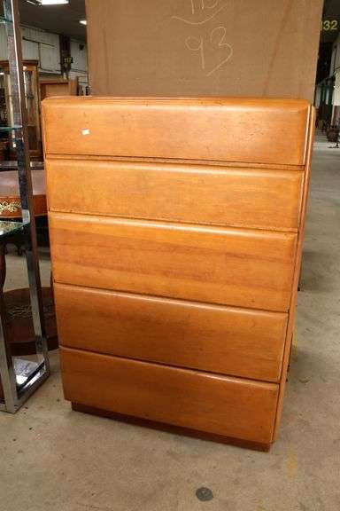 MCM Maple Chest - Dixon's Auction at Crumpton