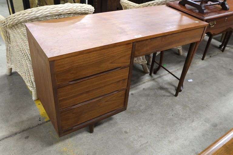 MCM Walnut Desk - Dixon's Auction at Crumpton