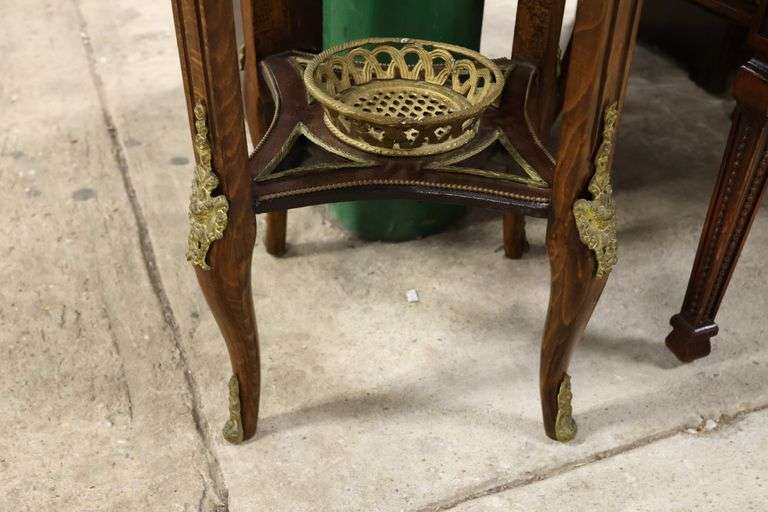 Louis XV Style End Table - Dixon's Auction at Crumpton