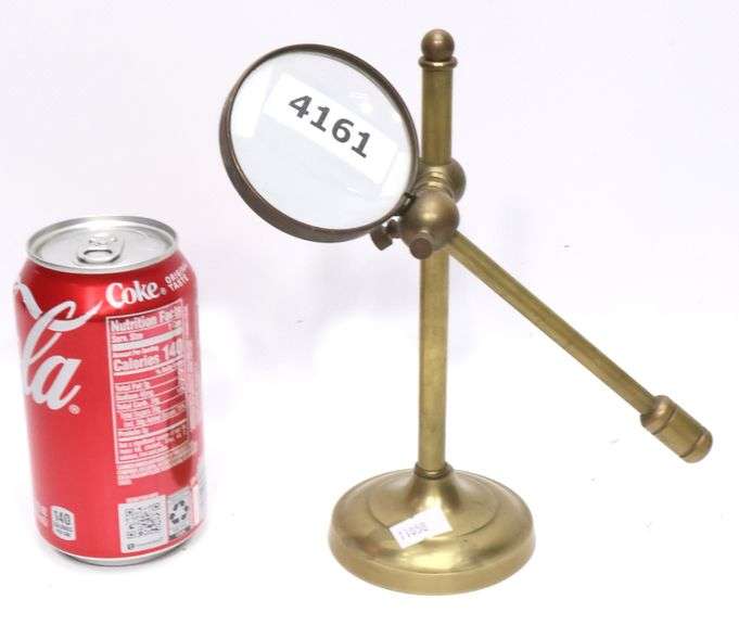 Adjustable Brass Magnifying Glass - Dixon's Auction at Crumpton