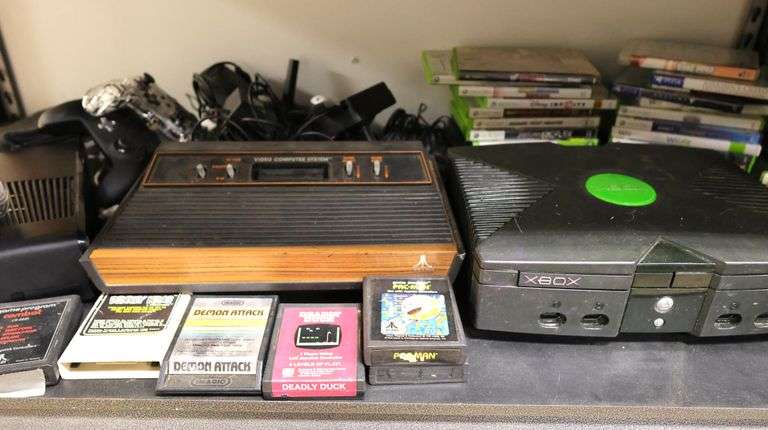 Lot of Vintage Video Game Consoles, Games & Controllers - Dixon's ...