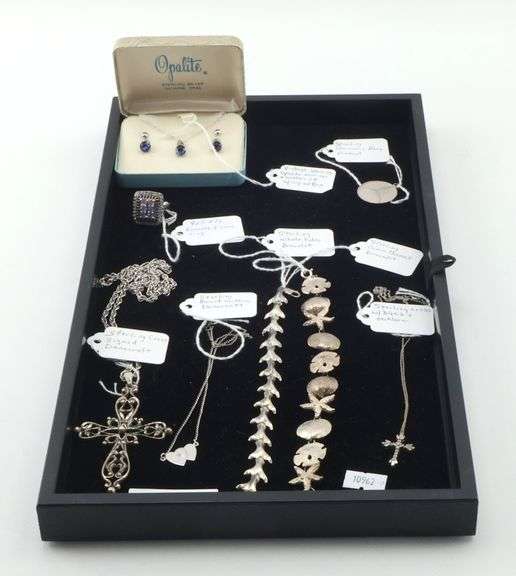 Sterling Silver Jewelry Lot - Dixon's Auction at Crumpton