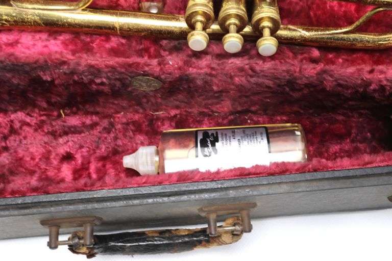 Vintage Frank Holton Trumpet with Case - Dixon's Auction at Crumpton