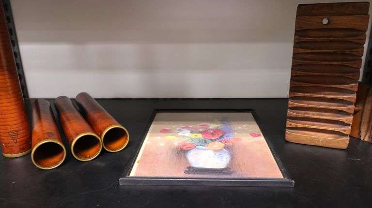 Lot Vintage Textile Bobbins, Cigar Mold & Still Life Drawing - Dixon's ...