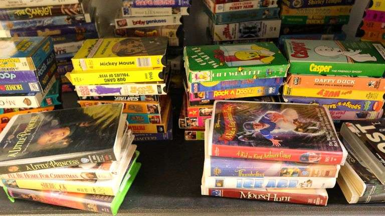 Lot of Vintage VHS Tapes, Movies - Dixon's Auction at Crumpton