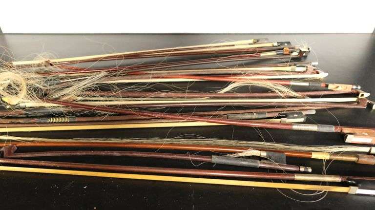 Collection of Antique Violin / Fiddle Bows - Dixon's Auction at Crumpton