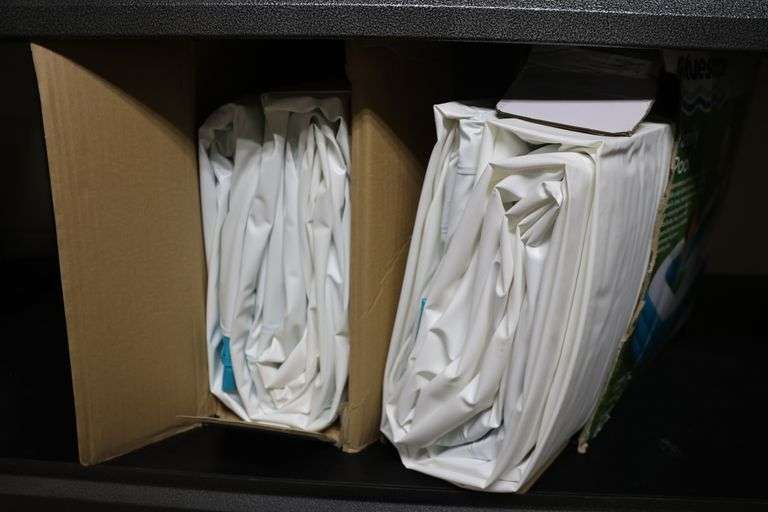 Open Box: Lot (2) Bluescape 10 Foot Inflatable Pool [As-Is, Item(s) Is ...