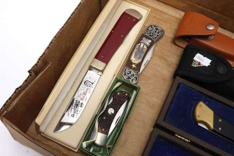 (8) Pocket Knives Including Buck 110, Robert Klass, Buck 450 U ...