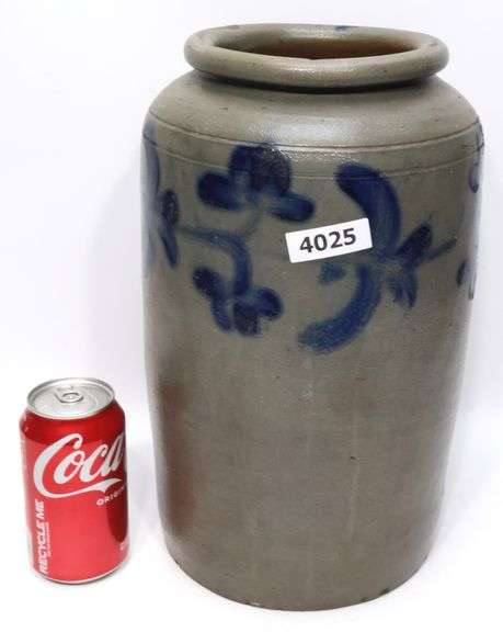 Antique Mid-Atlantic Blue-Decorated Stoneware Jar - Dixon's Auction at ...