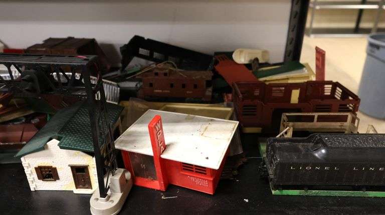 Collection of Vintage Model Railroad Train Set Parts, Buildings ...