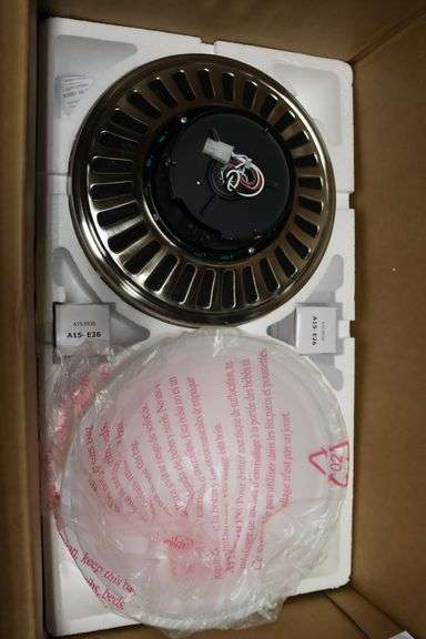 Damaged New: Vibrant Life Small Metal Wire Dog Crate [As-Is, New in ...