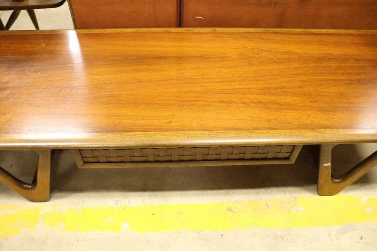 Lane MCM Walnut Coffee Table - Dixon's Auction at Crumpton