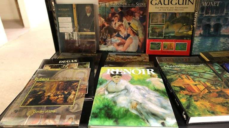 Lot of Books on Art & Collecting - Dixon's Auction at Crumpton