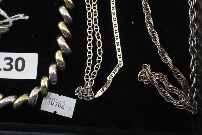 Sterling Silver Jewelry Lot - Dixon's Auction at Crumpton