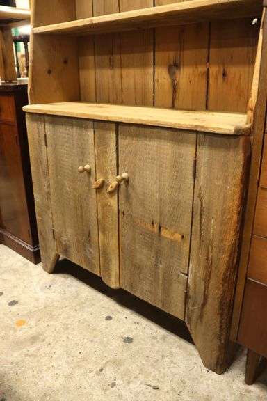 Modern Farmhouse Pine Canted Cupboard - Dixon's Auction at Crumpton