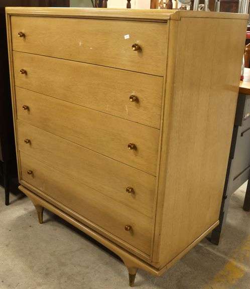 Kent-Coffey the Continental MCM Chest - Dixon's Auction at Crumpton