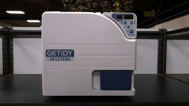 Getidy 18 Liter Dental Steam Autoclave Sterilizer - Dixon's Auction at ...